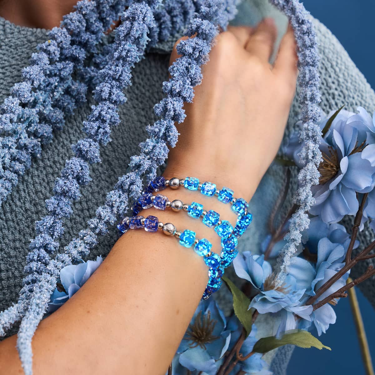 Sapphire | Silver | Firefly Glass Pebble Bracelet– NOGU Canada